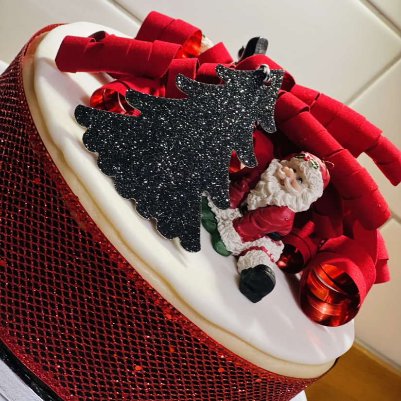 Festive Santa Cake - Jules of the Kitchen